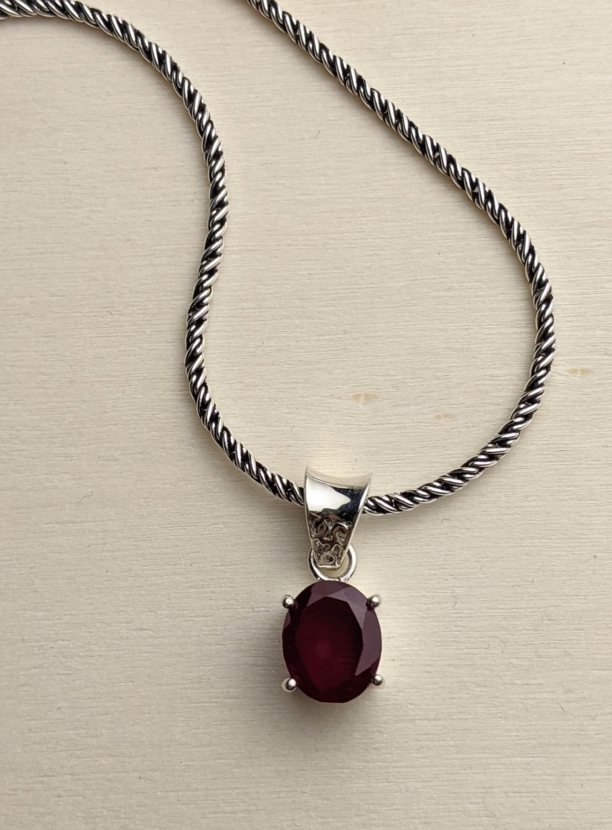 Royal Ruby Pendant – Inti Crafts